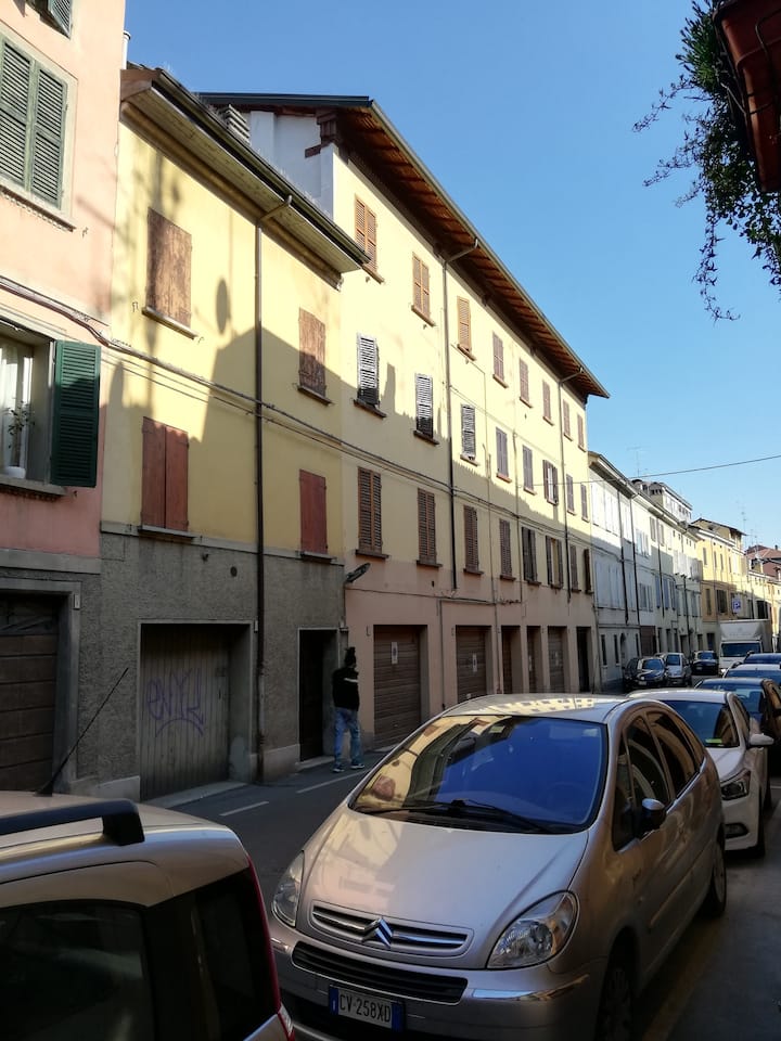 Casa Dora Appartamento In Centro Storico - Reggio Emilia
