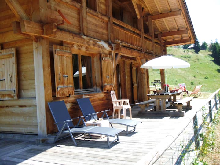 Chalet Bois Indivividuel Confortable - Wifi - La Clusaz