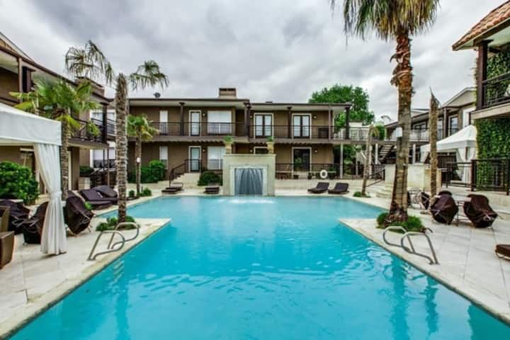 North Dallas Condo - Dallas, TX