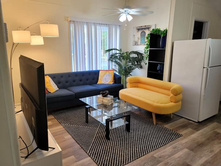 Newly Renovated 2b/1ba Unit - Glen Burnie, MD