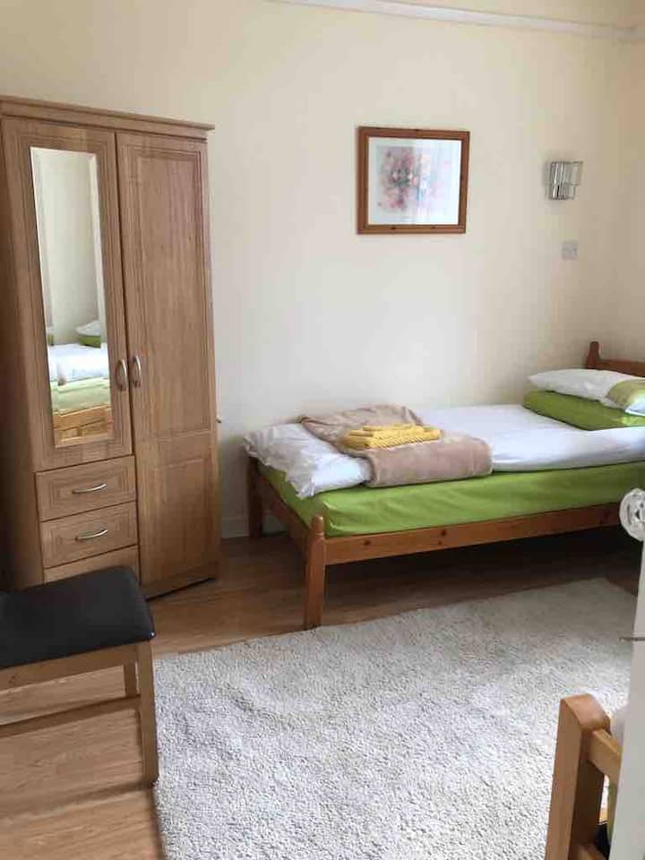 One Private Room In Edinburgh - Edinburgh