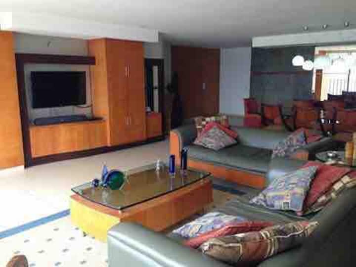 Hermoso Departamento Al Pie De La Playa (Salinas) - Salinas