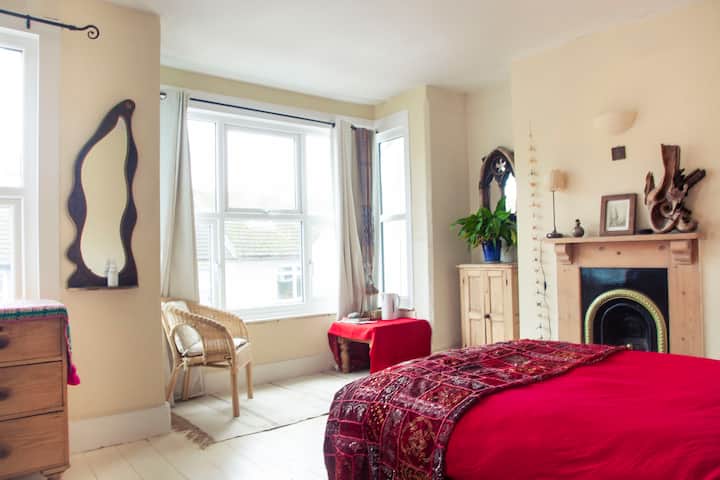 Large Light And Spacious Top Floor Double Room - Seaford
