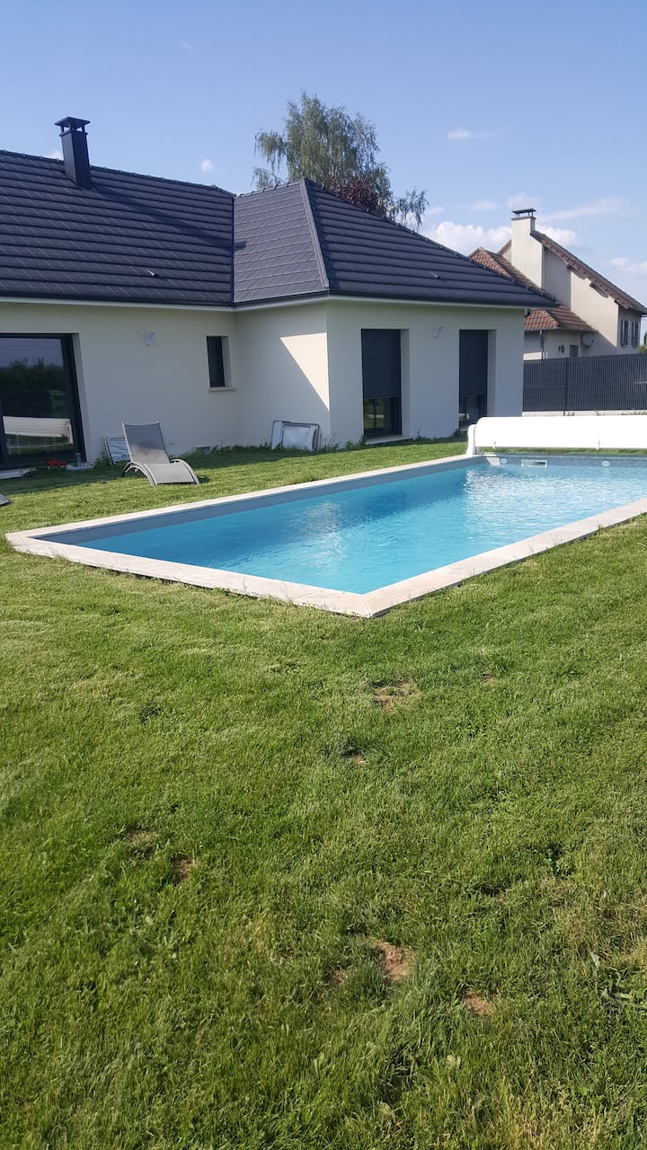 Villa Du Chant Des Oiseaux Avec Piscine - Tulle