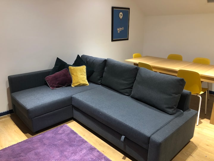 Modern Flat Above Village Pub - 노스 웨일즈