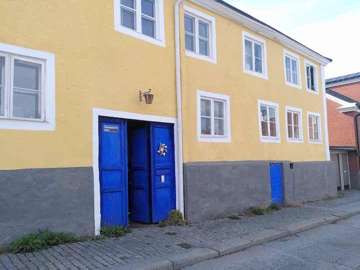 Ett 1700-tals Hus Med Badkar Och Pentry! - Karlshamn