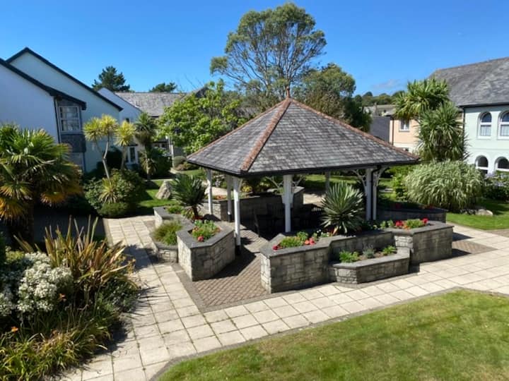 2 Bed Apartment, Stunning Port Pendennis Falmouth - St Mawes