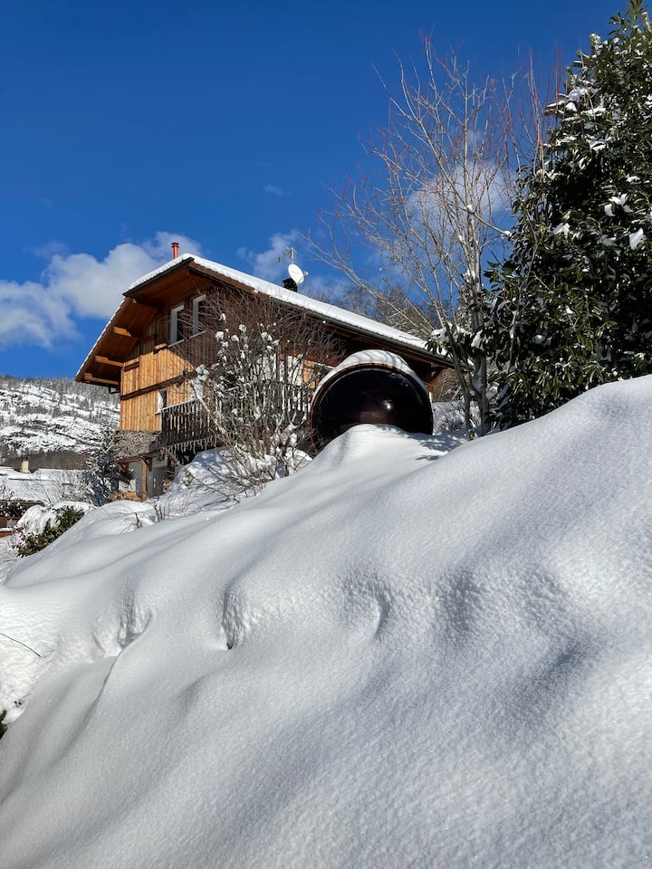 Charmant Chalet à 10mn Des Pistes Face Aux Aravis - Flaine