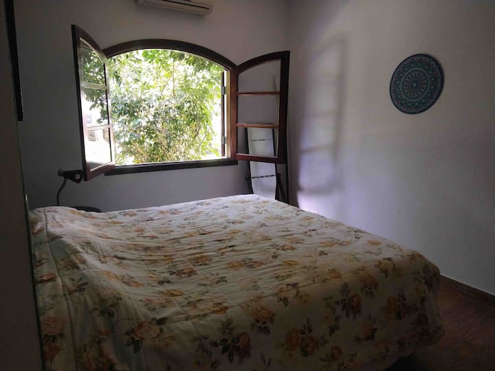 Casa Agradável Com Piscina - Ubatuba