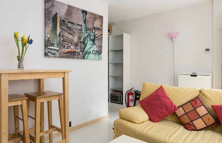 Cosy 40sqm Apartment In A Peaceful Neighborhood - Ginebra