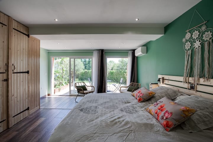 Chambre Avec Terrasse Privée Les Mûriers - Pont-Saint-Esprit