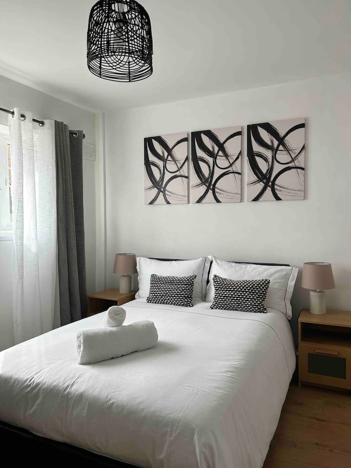 No.6 Overnight Stays - Worcester