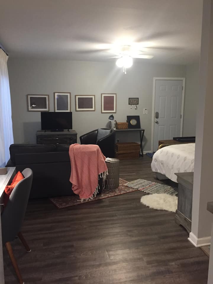 Coach And Doc's Place - Clemson, SC