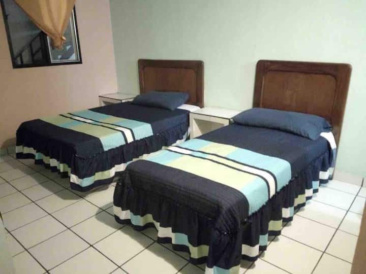 La Mejor Ubicación Mini Departamento Zona Centro. - Ciudad Guzmán