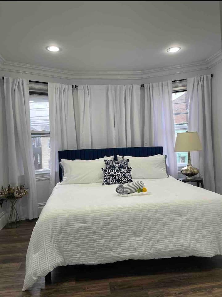 Luxury Unique Apt. 15 Min To Nyc - Union City, NJ
