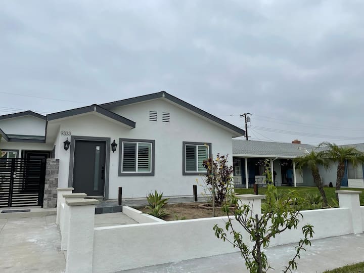 Cozy Modern 2bd/2bt Entire Home In Little Saigon - Orange County, CA