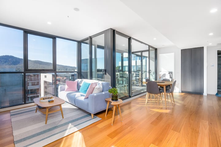 Perfectly Located Apartment Near Canberra Centre - Canberra