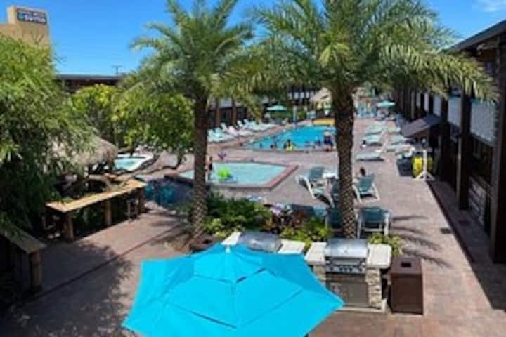 Home Away From Home 2 Br Suite By The Beach - Cocoa Beach, FL