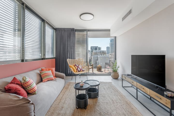 Mamad Georgous 2br Apt-2min From The Beach-terrace - Tel-Aviv