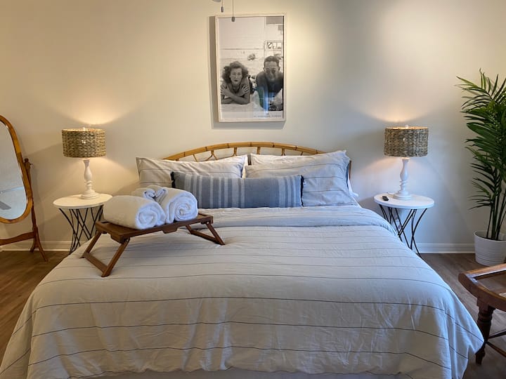 A Luxury Sunset Marsh View New Remodel Easy Walk - St. Augustine, FL