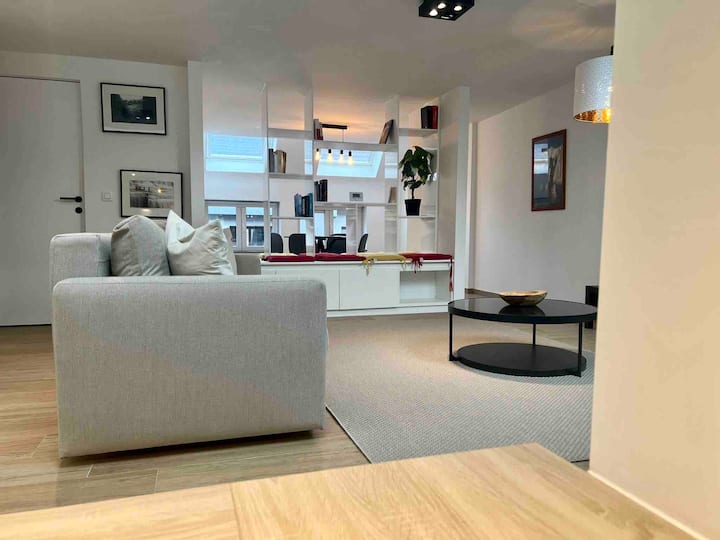 Le Contemporain - Plein Centre, Place Du Marché - Liège