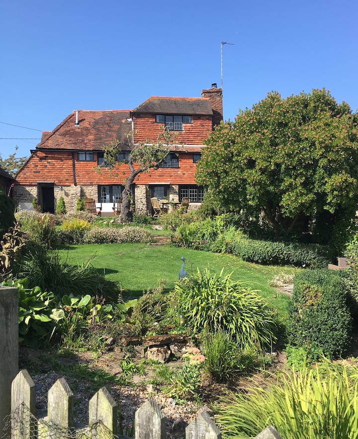 Fab 17th Century Coastal Barn Conversion - Camber Sands