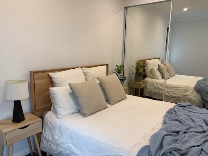 Your Penrith Home Away From Home - 펜리스