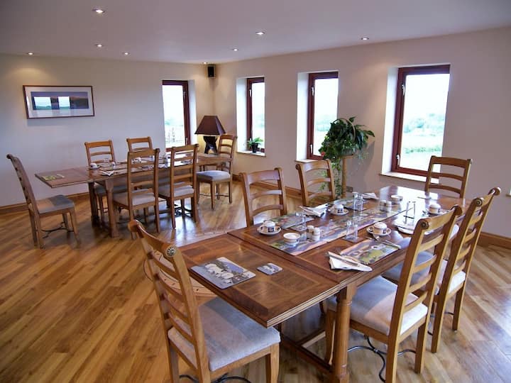 Family Room - Linlithgow