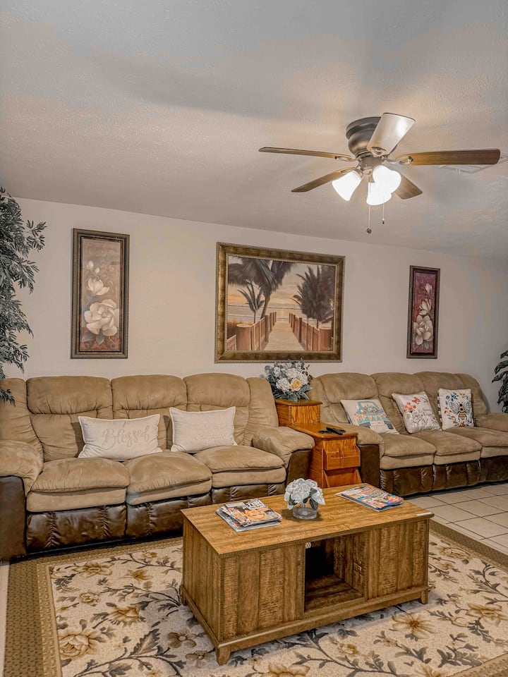 Vintage Family House - Lufkin, TX