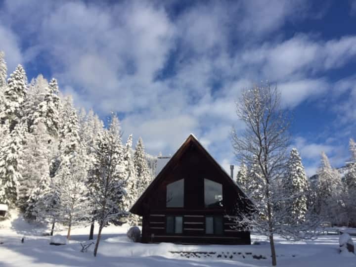 Hand-hewn Cabin. 7 Mi. Ski\missoula. 4-night Min. - Montana