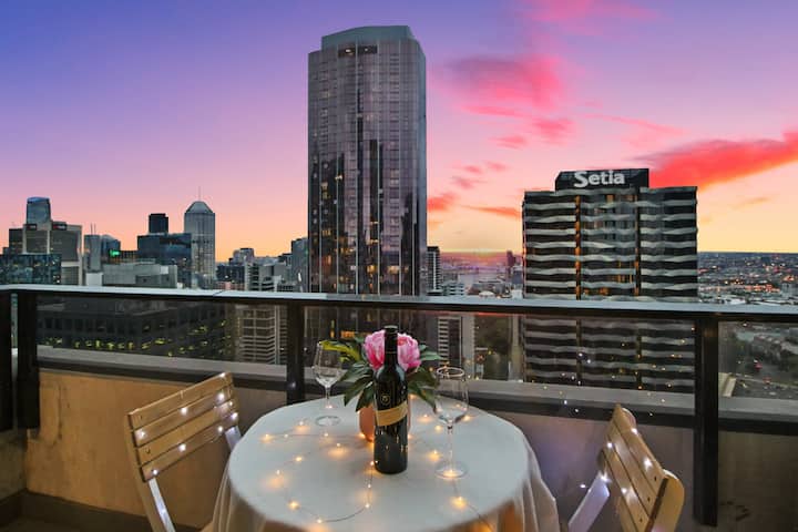 Exquisite Skyhigh Cbd 2b2b W/ Carpark (Buiss Trip) - Richmond