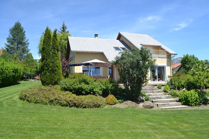 Maison De 170m2 Sur 3300m2 De Jardin. Au Calme. - Gap