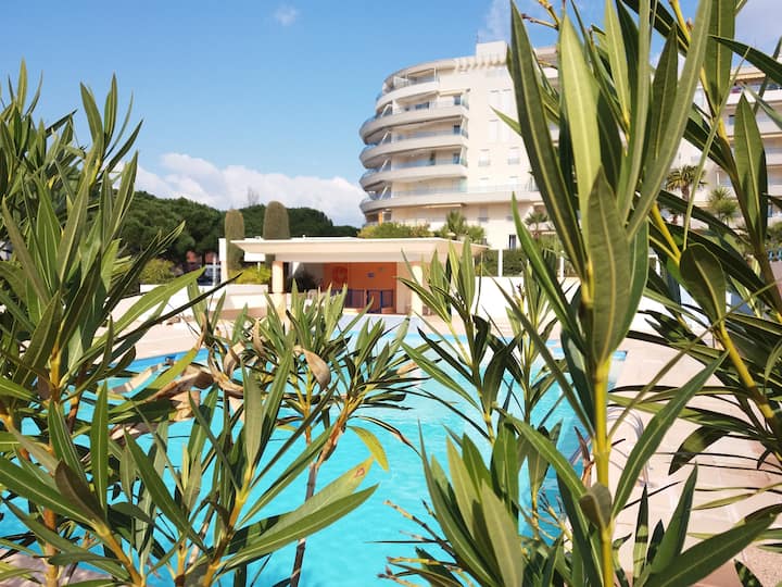 Fréjus Plage Appart 28m2 Piscine Parking Mer à 200 - Fréjus