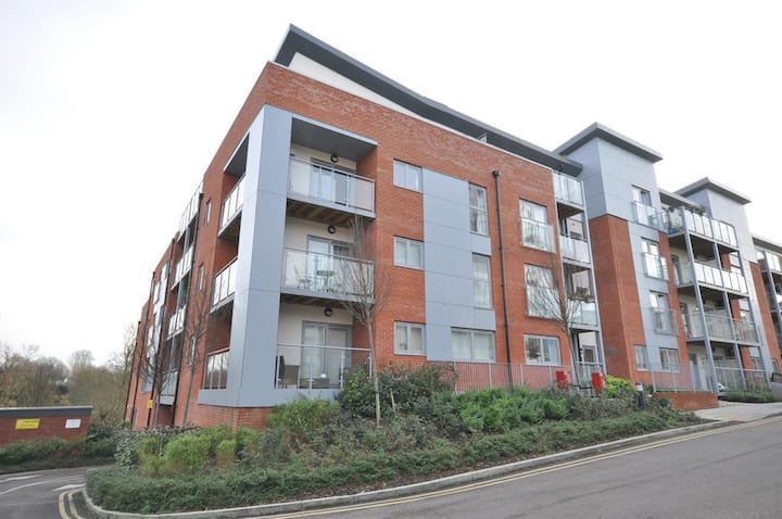 Luxury Serviced Apartment That Sleeps 4 - St Albans