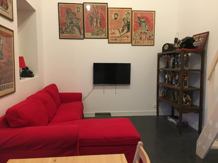 Historic Chateau With Asian-themed Accommodation - La Brède