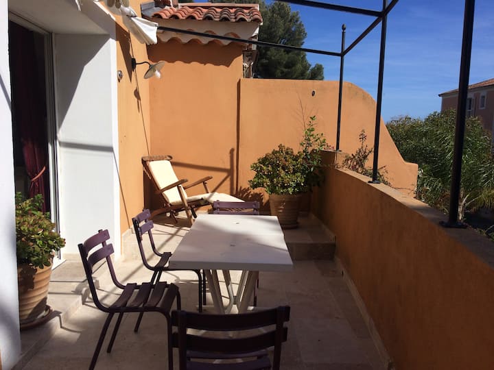 Appartement Neuf Dans Une Ancienne Maison St Roch - Sanary-sur-Mer