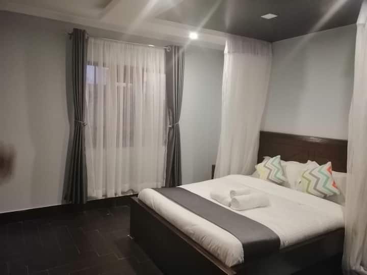 Maryland Hotel, Home Away From Home - キスム