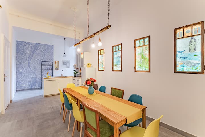Laaarge Modern Home :) - Budapest