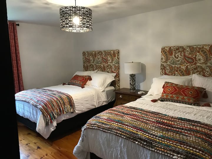 Double Room At The Hacienda Bed And Breakfast - Gran Sudbury