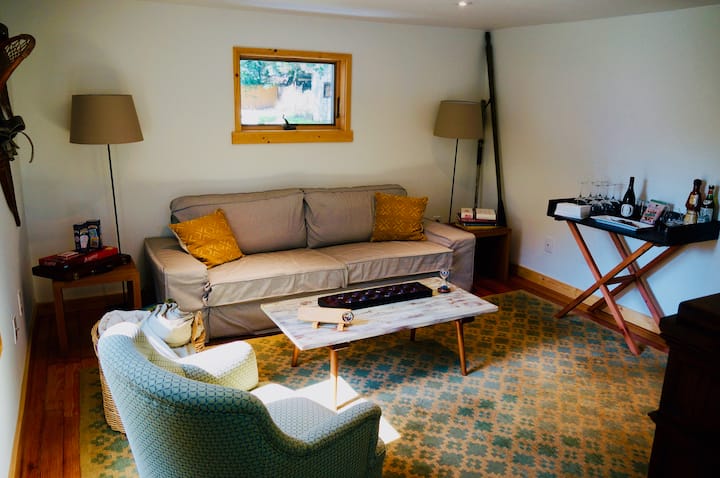 Country Cabin- Steps From The Delaware River! - Delaware Water Gap, PA
