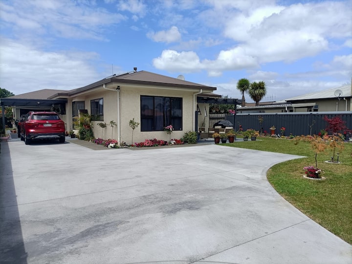 Value For Money In Pirimai - Napier