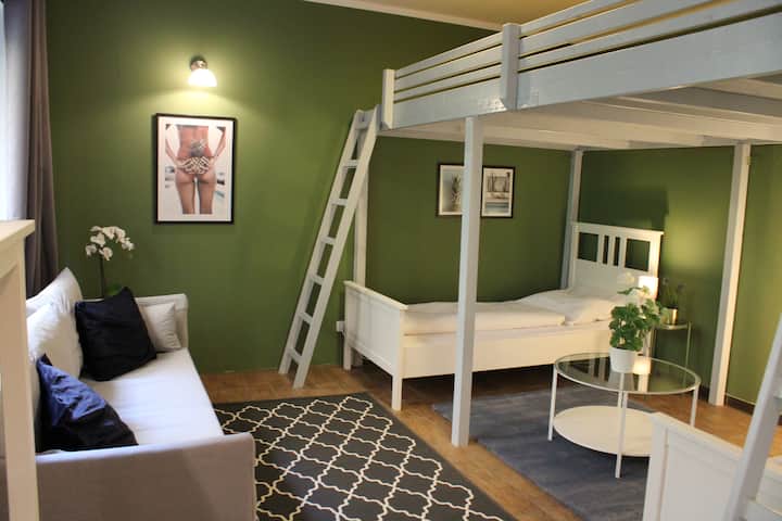 2 Apartments Next To Each Other For Big Groups - Berlín