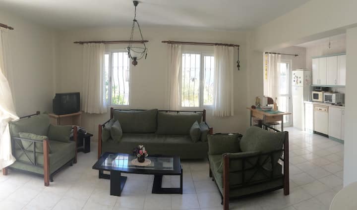 House In Cesme Center - Çeşme
