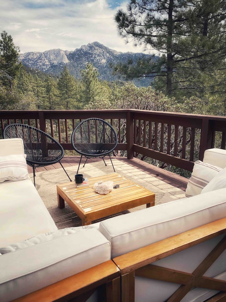 The Boulder Lodge-views, Hot Tub, Huge Fireplace! - Idyllwild-Pine Cove, CA