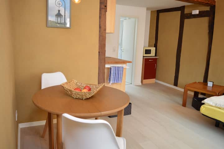 Quiet Apartment In A Half-timbered House - Kassel