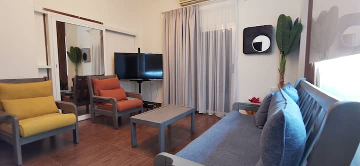 Apartment In Mar-mikhael Beirut 24/7 Electricity - 베이루트