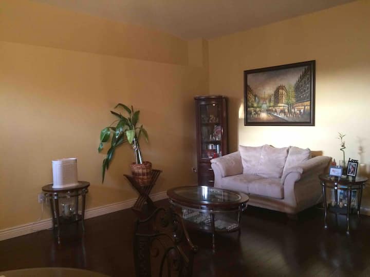 The Airbnb Knight's Room 2 - Oviedo, FL