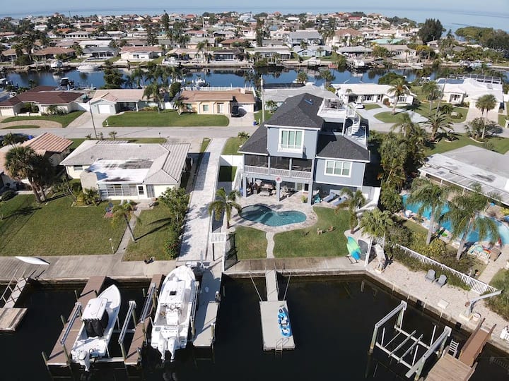 Get-away Gulf House, Pool, Gulf Views, Boat Slip - New Port Richey, FL
