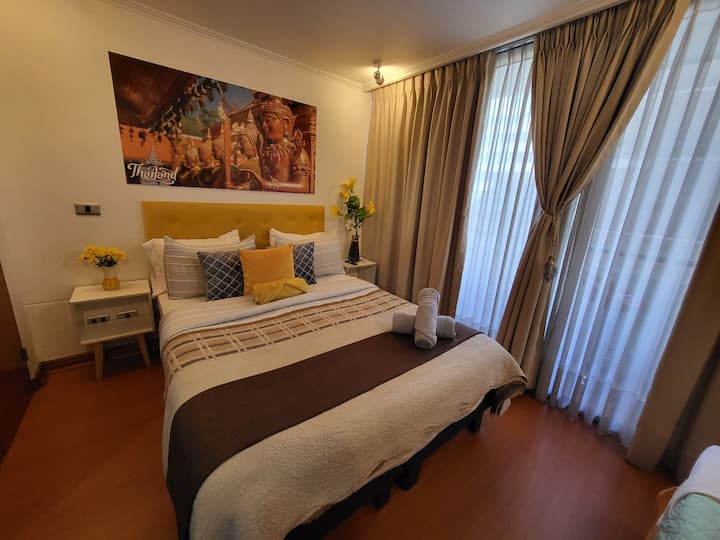 Bello Estudio Con Aire Acondicionado Y Balcón - Providencia