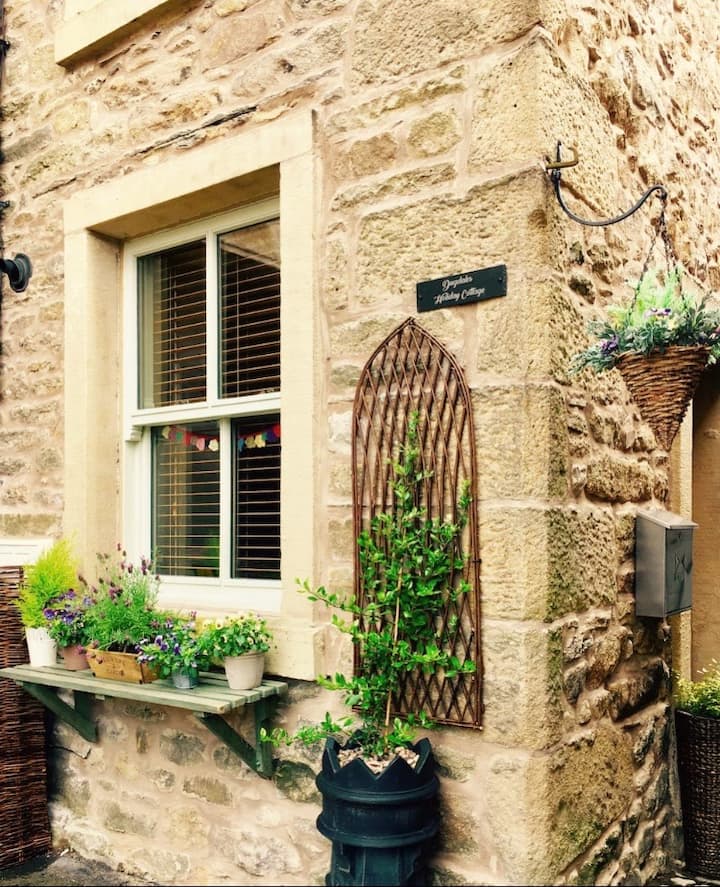 Dugdales - Quirky Dales Cottage Settle And 3 Peaks - Settle